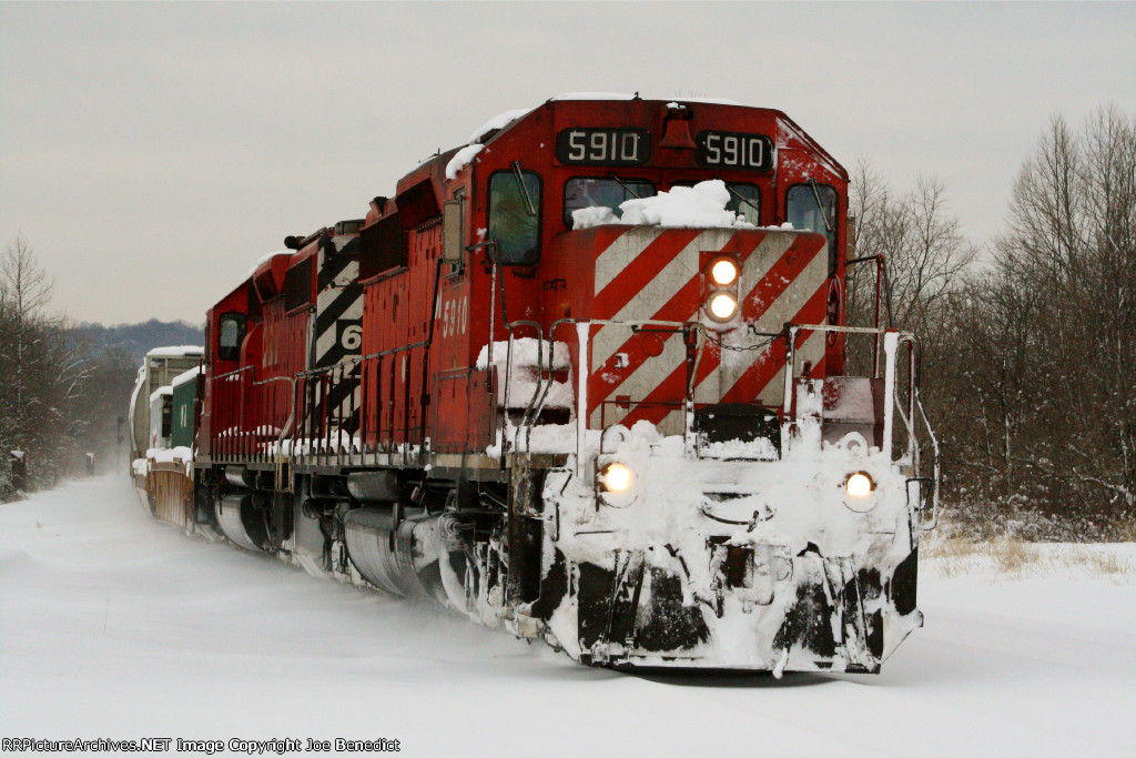 CP 5910 on NS 31J / D&H 159
